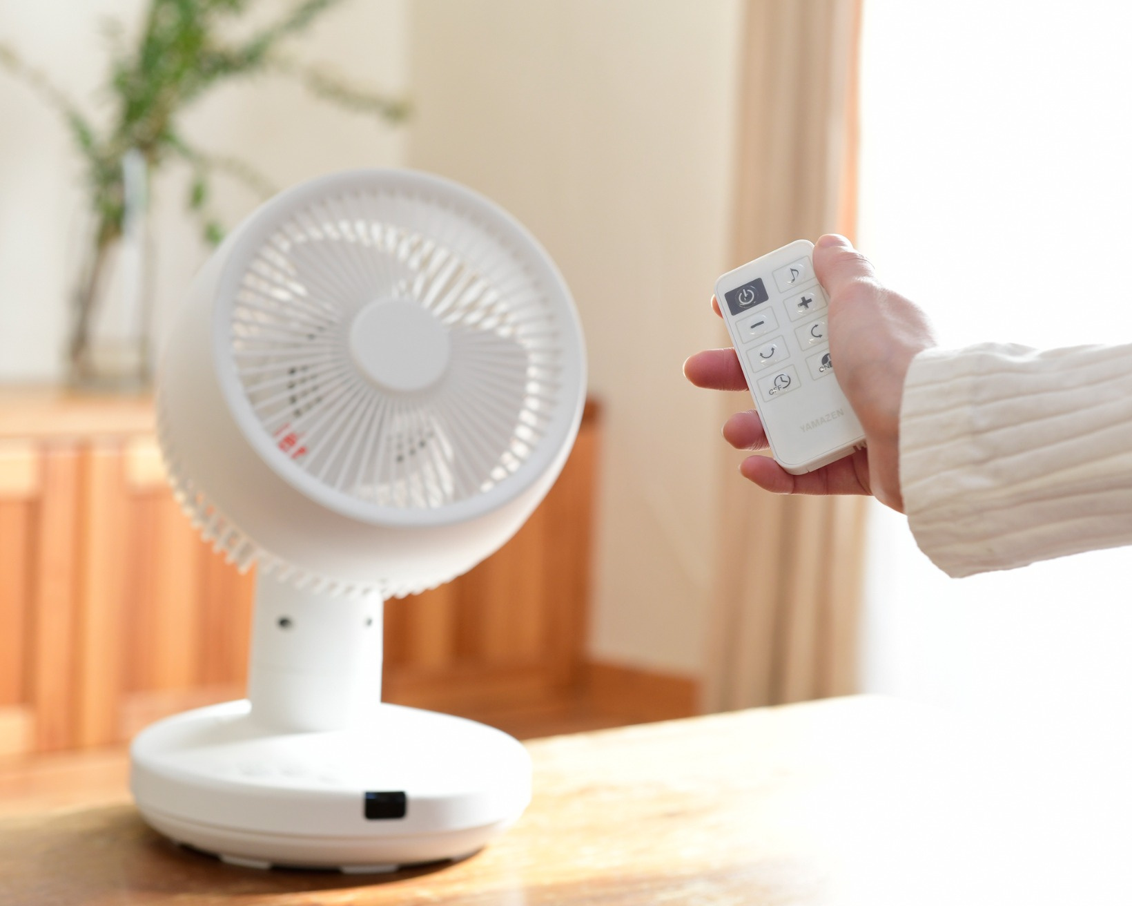 「洗えるサーキュレーターシリーズ」に ACモータータイプ計8アイテムを追加！ | ニュース | 株式会社山善